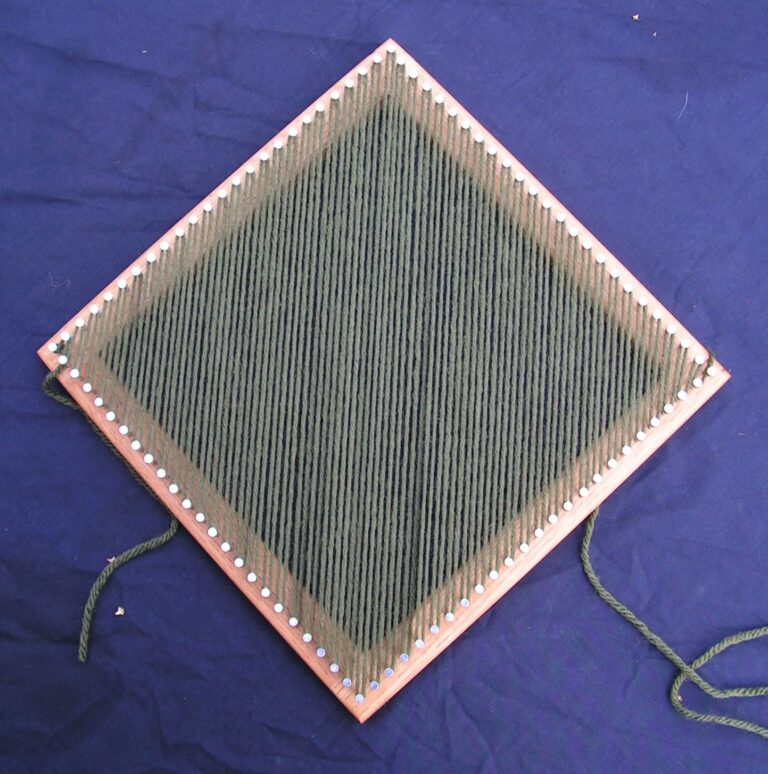 Pin Looms Square - Dales Looms